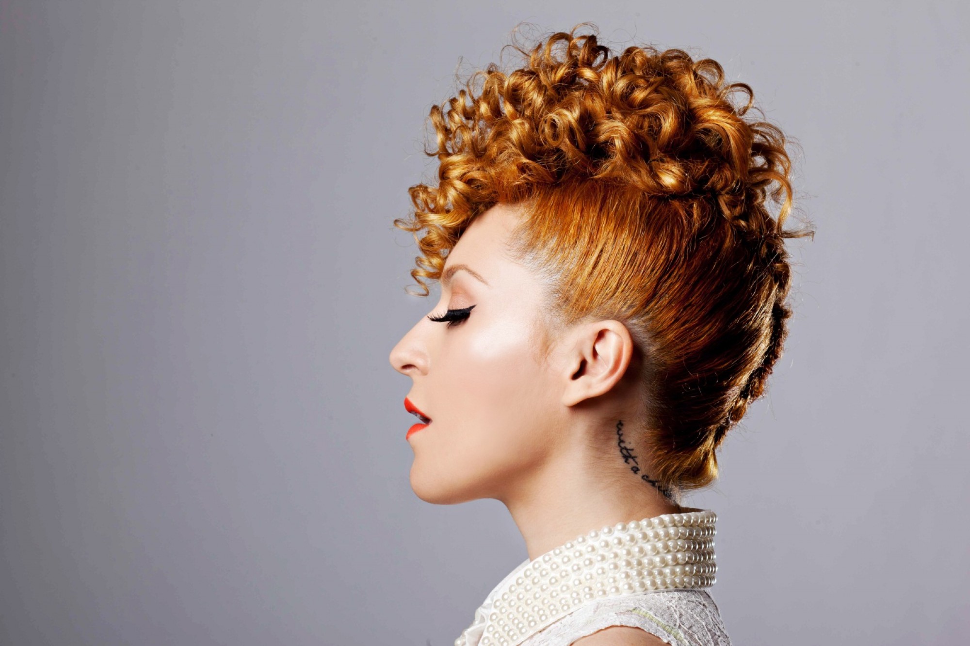 La ERT confirma a Yianna Terzi como la abanderada helena en Lisboa ...