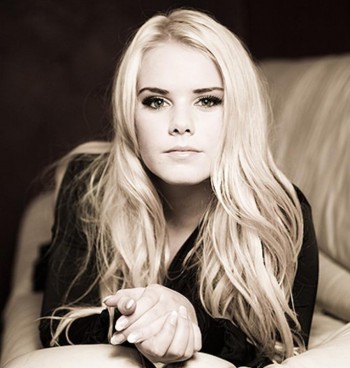 Yohanna adapta su canción al castellano bajo el título Si te vas ...