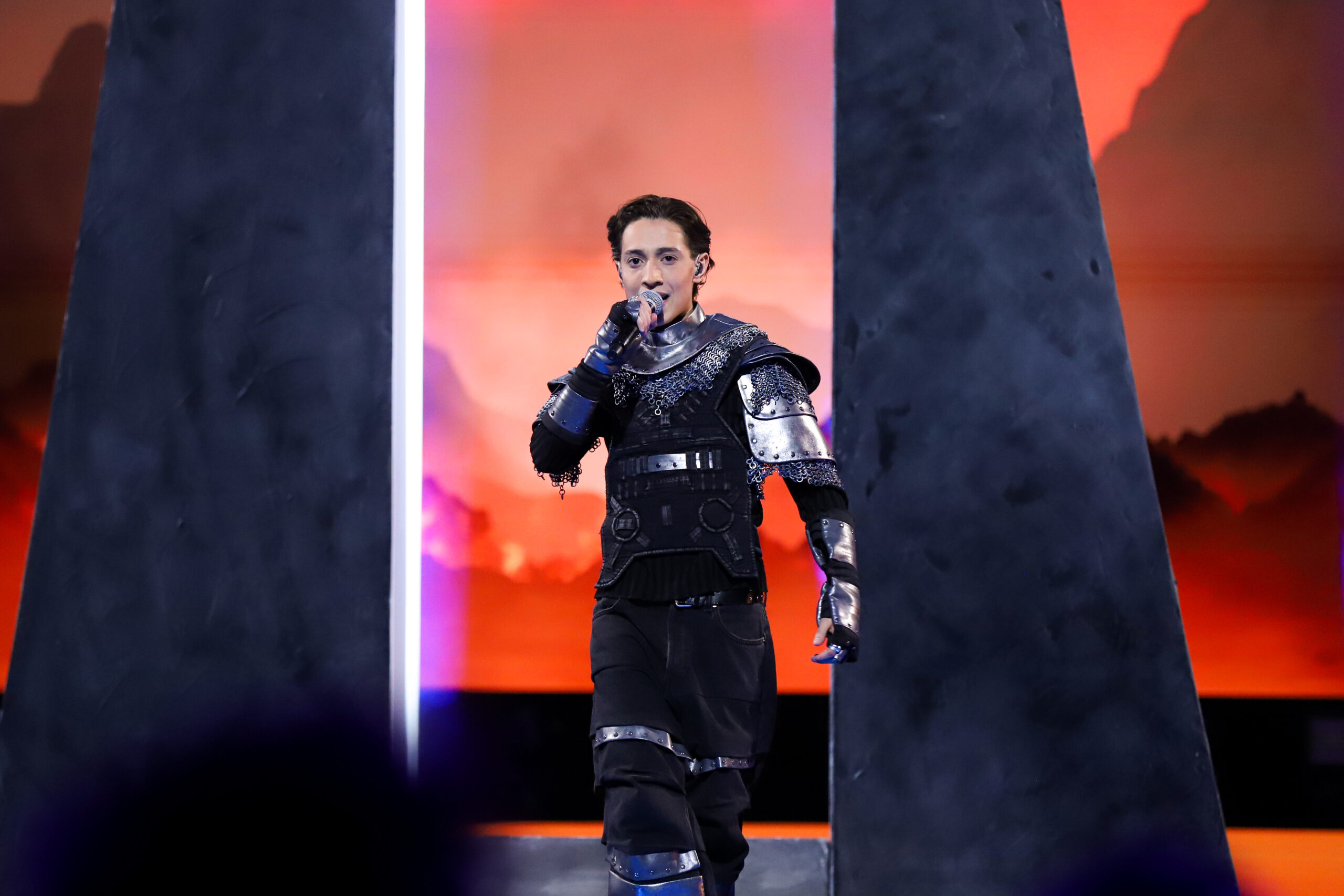 El noruego Kyle Alessandro estrena el videoclip de Lighter - eurovision ...
