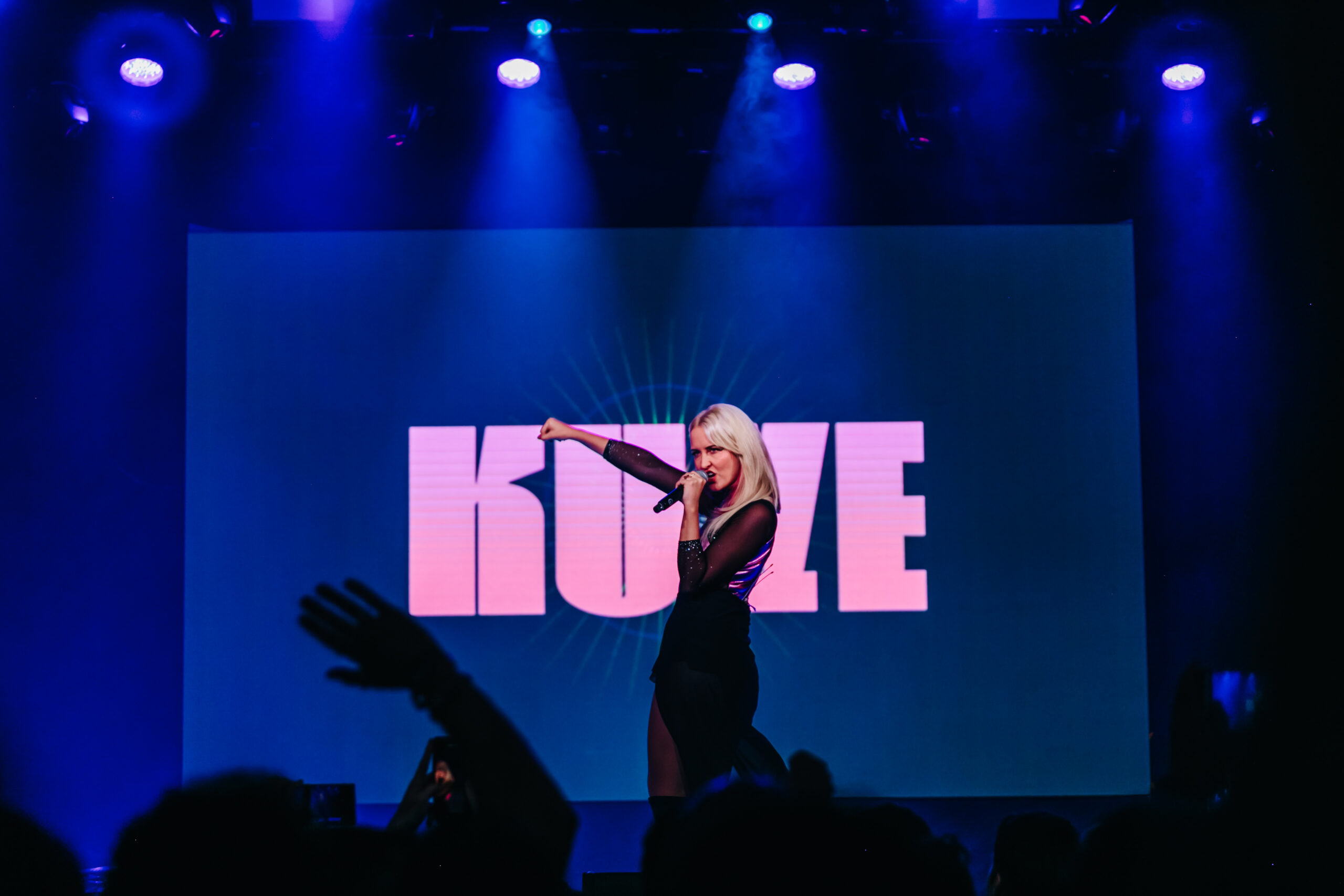 ¡Así fue la actuación de Kuve en la PrePartyES 2025!